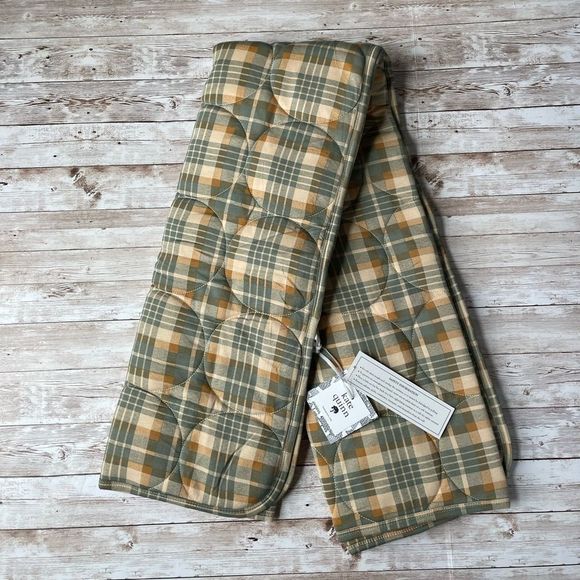 kate quinn | Accessories | Kate Quinnranch Plaid Neutral Quilt | Poshmark